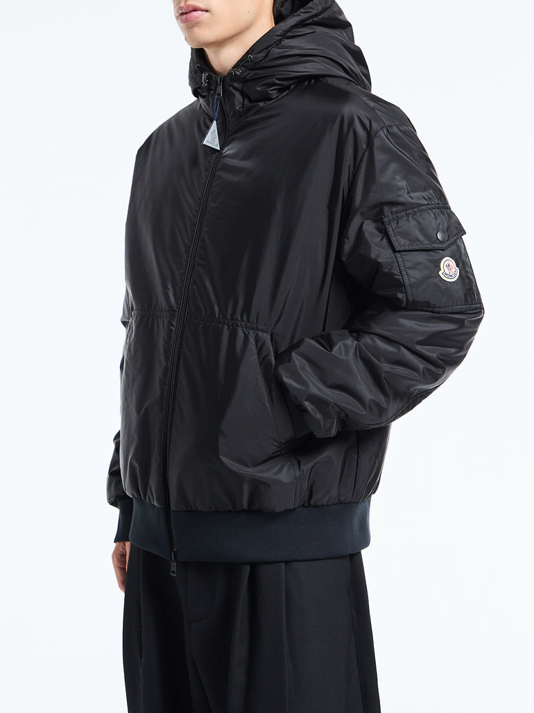 Moncler | Discover new arrivals from Moncler at stoy – Stoy