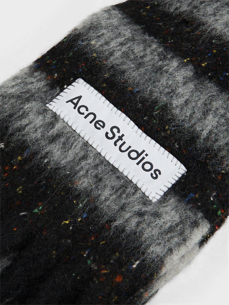 Acne Studios Scarves | Reveal our entire collection at Stoy
