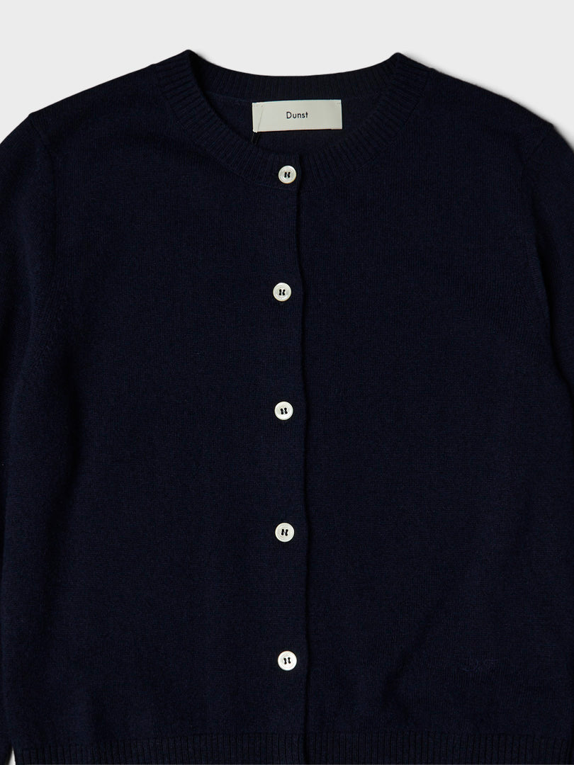 Dunst - Essential Crewneck Knit Cardigan in Dark Navy – Stoy